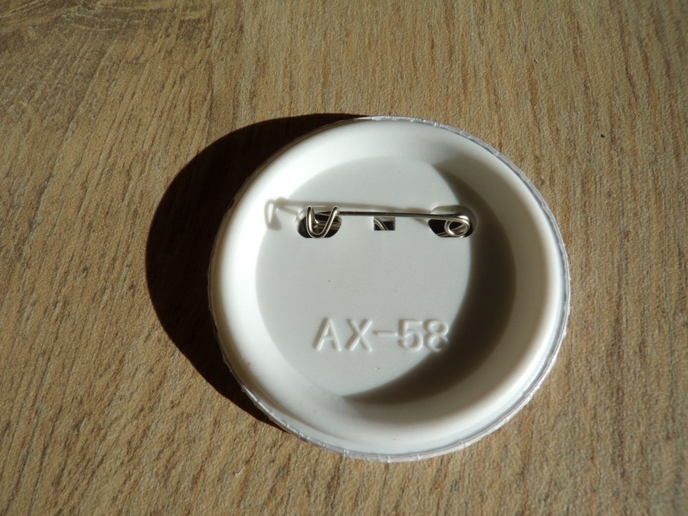 Badge épingle 58 mm : par a-tours-d-idees