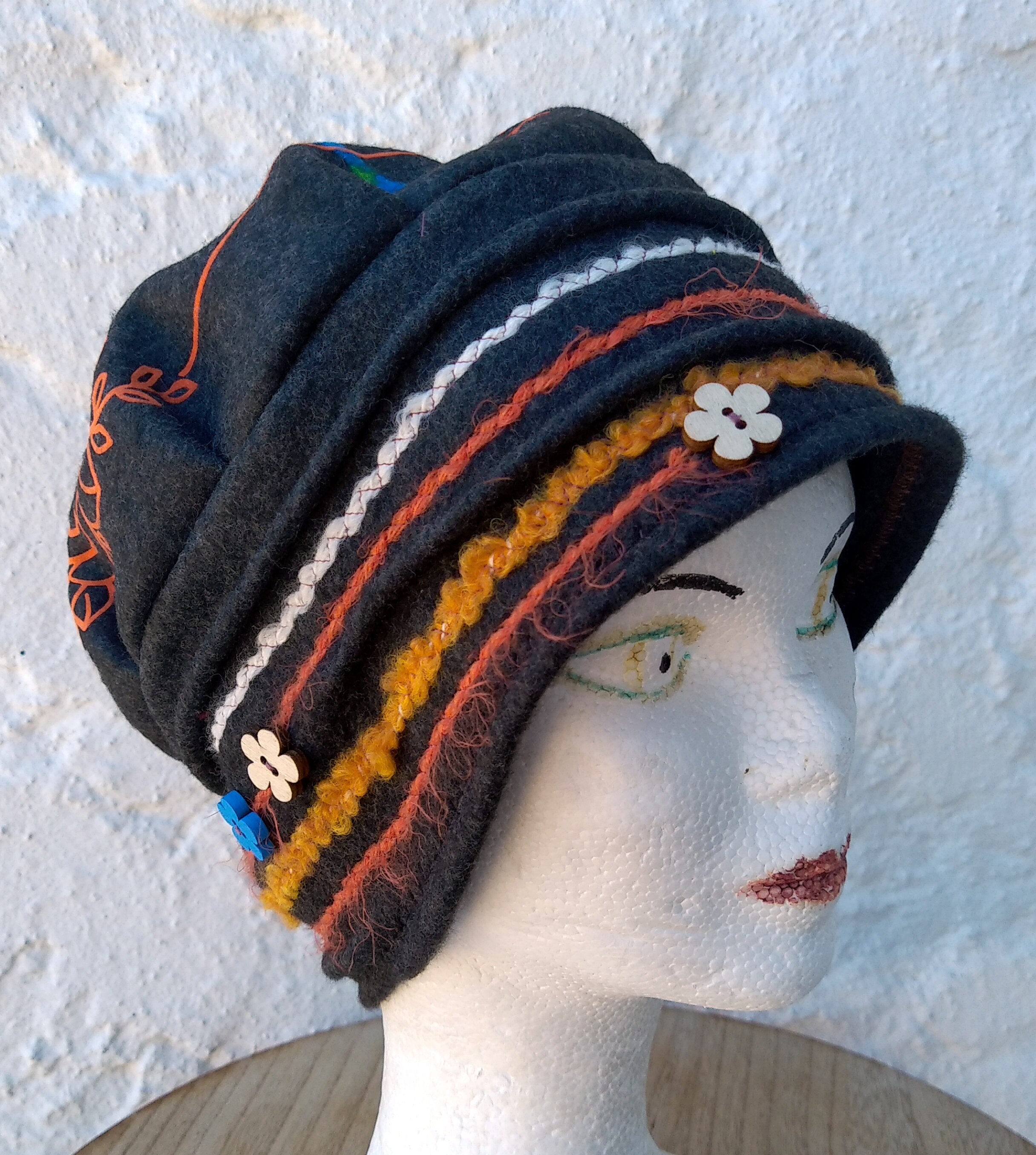 Chapeau-toque fantaisie multimatières : par creasdeframboise